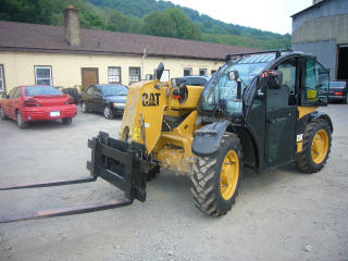 2005 Caterpillar TH210 Forklift for sale by Arthur Trovei & Sons - used ...