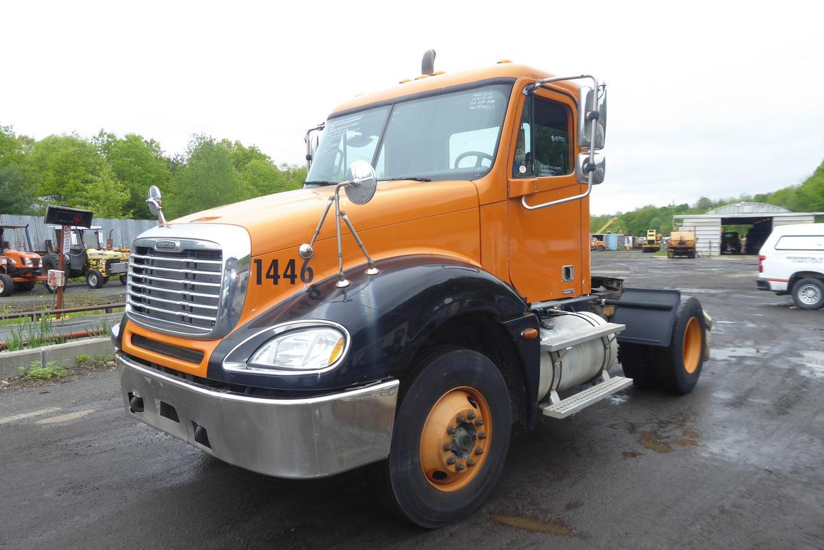 2006 Freightliner CL120 Single Axle Day Cab Tractor for sale by Arthur ...